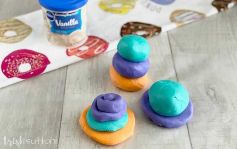 Edible Play Dough Frosting Recipe | Simple Three Ingredient Tutorial